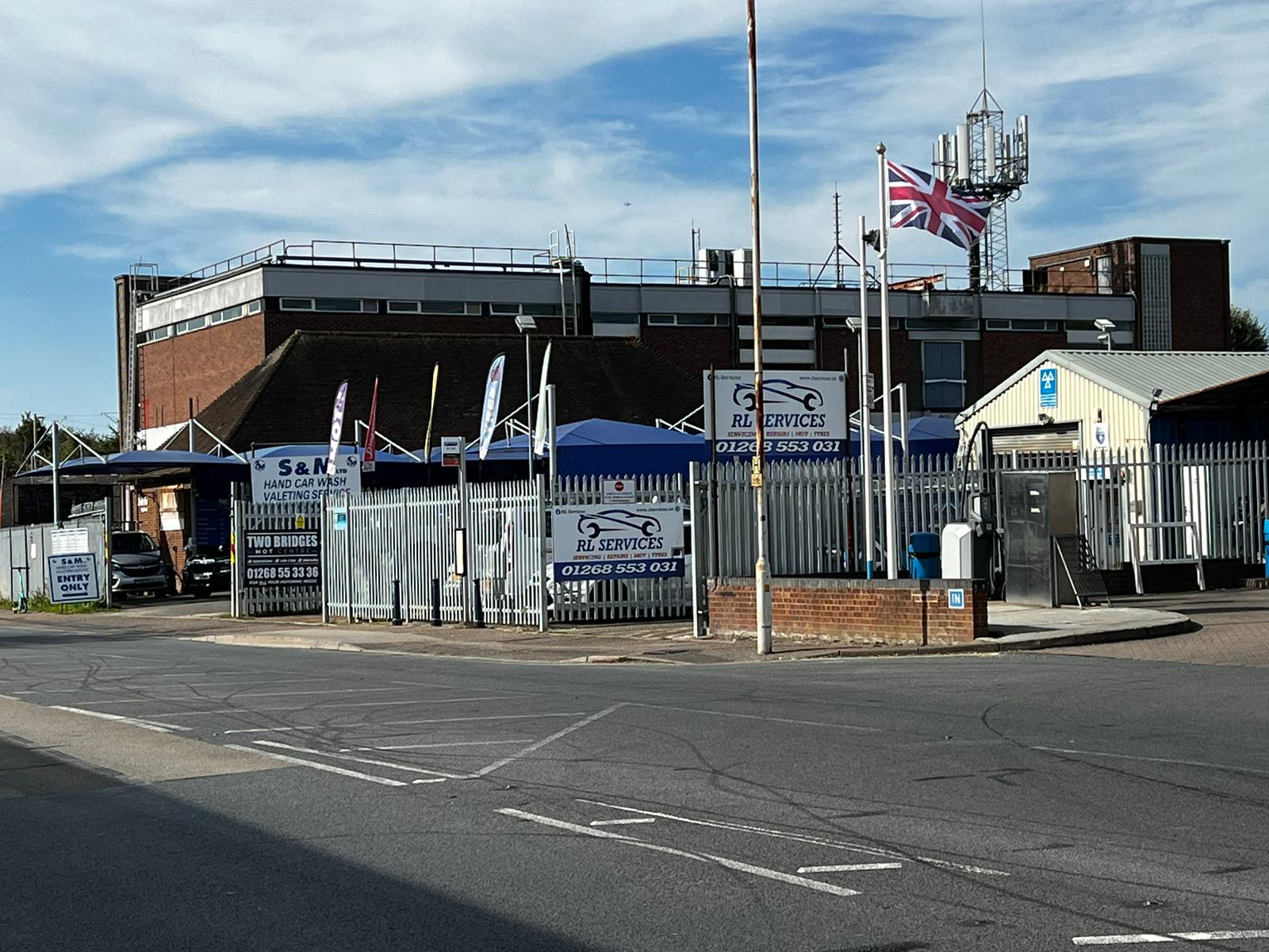 RL Services - A Family Run Car & Van Garage In Basildon, Essex